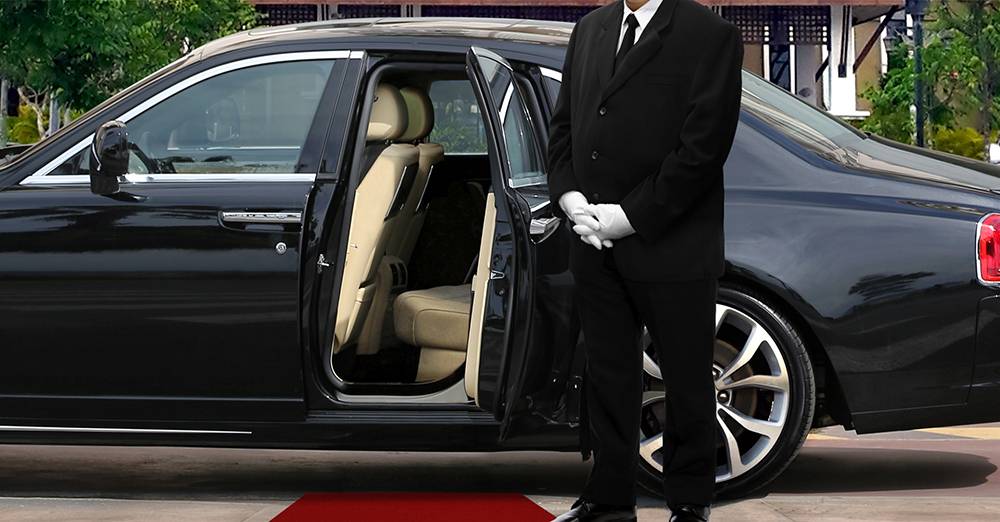 Best Private Chauffeur in High end Cars at Your Service 24/7
